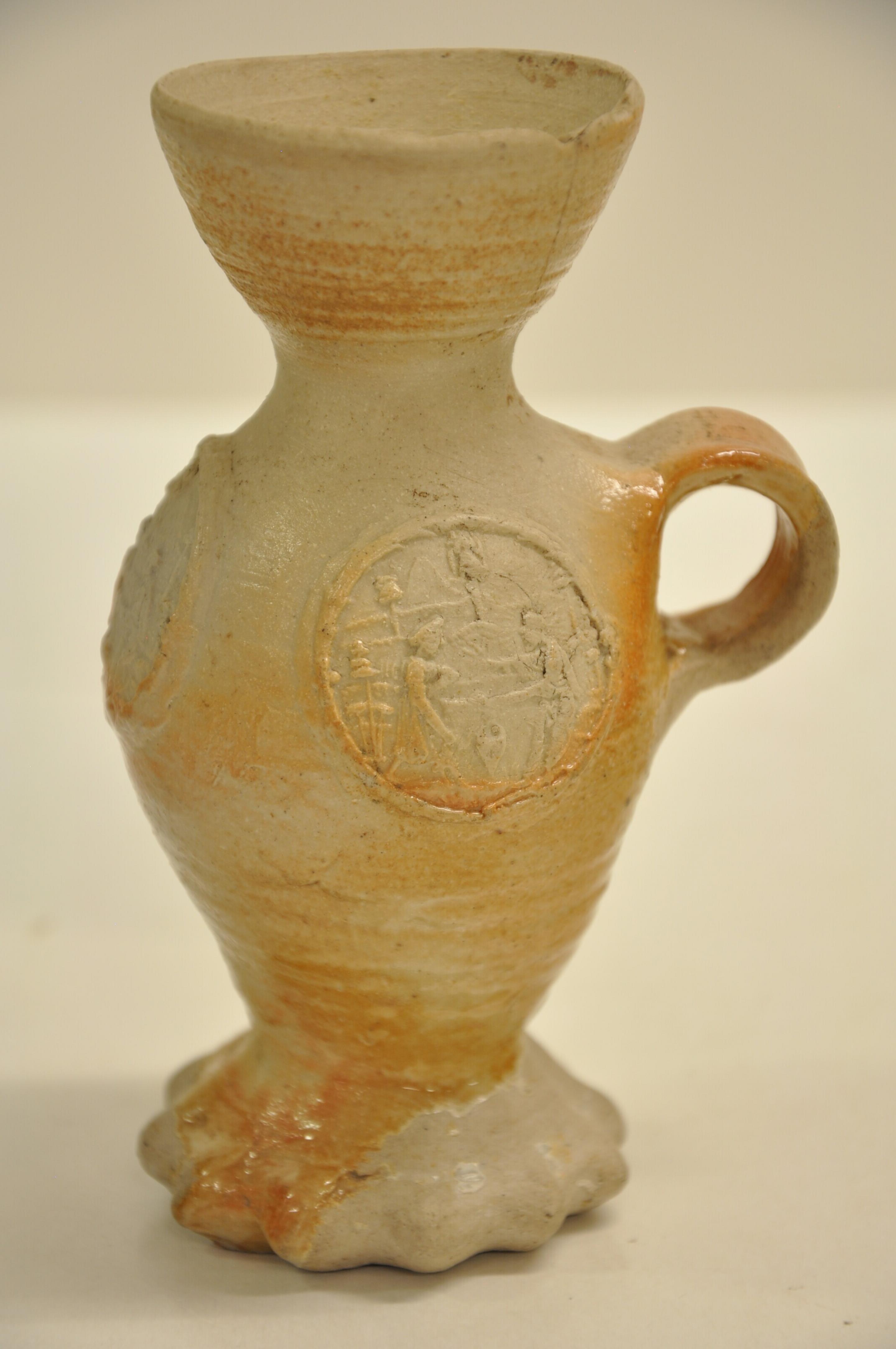 funnel-neck beaker - Museum Boijmans Van Beuningen