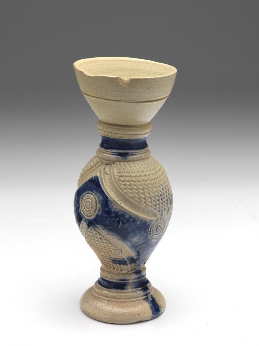 funnel-neck beaker - Museum Boijmans Van Beuningen