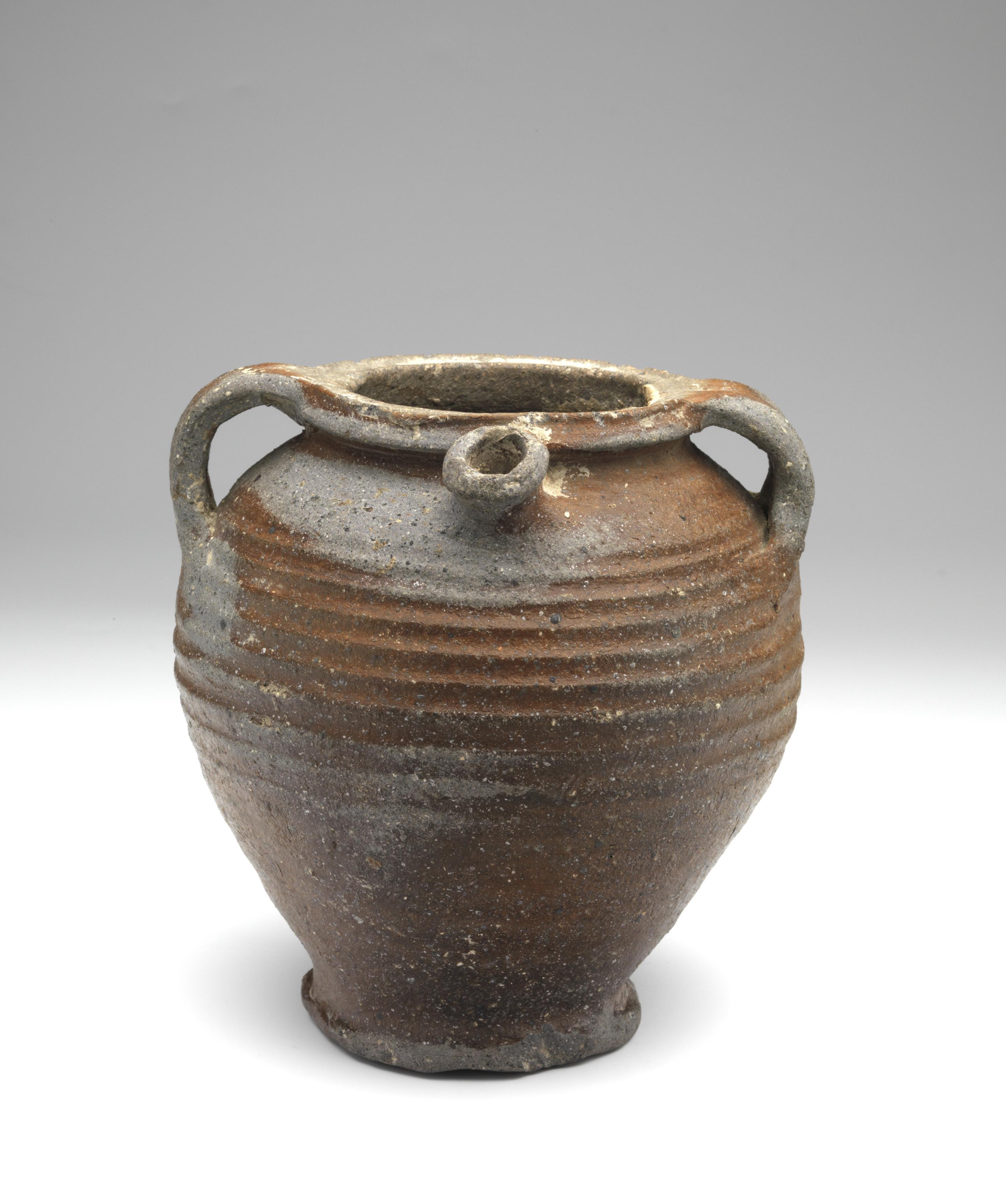 spouted jar - Museum Boijmans Van Beuningen