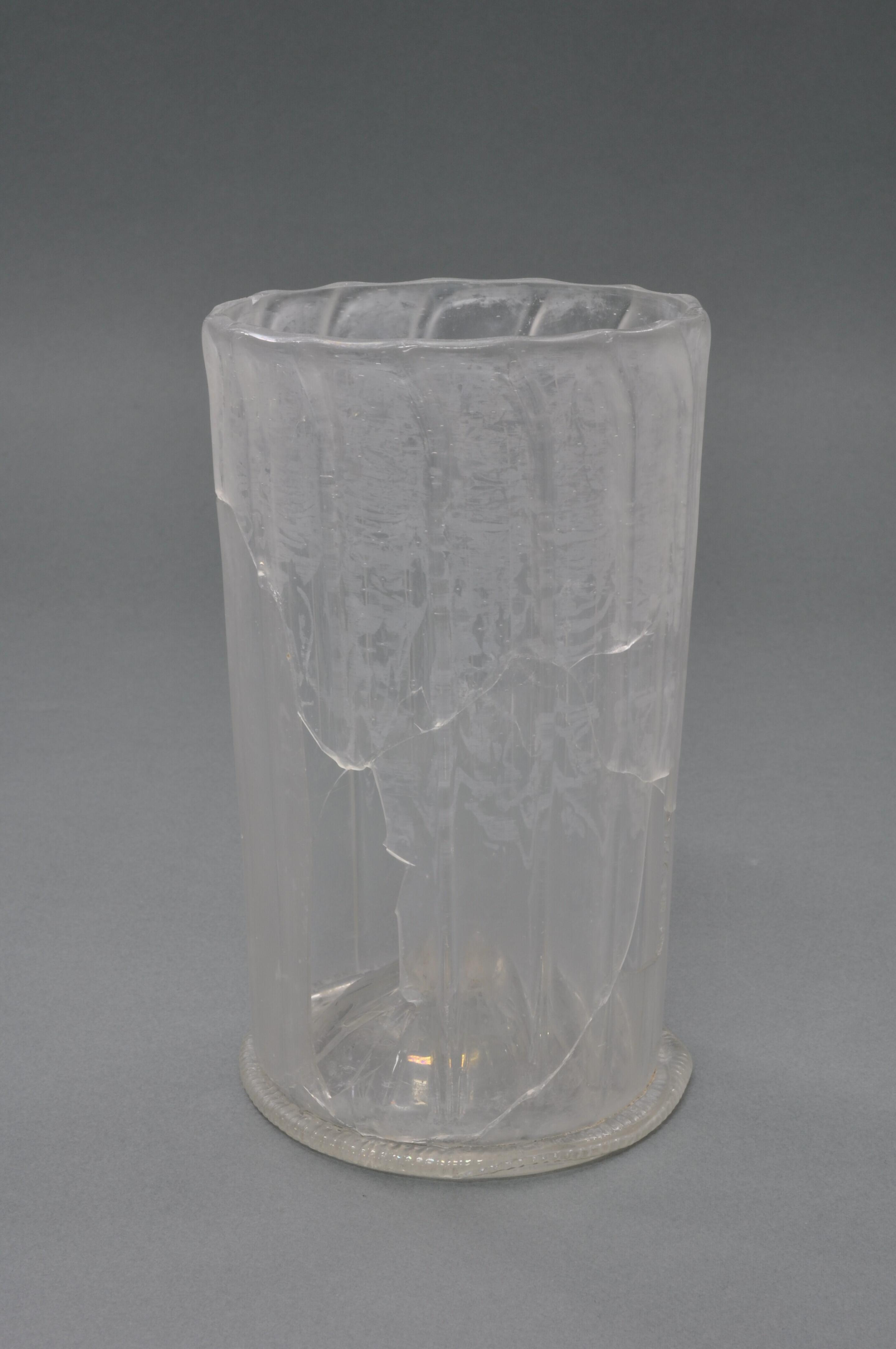 beaker - Museum Boijmans Van Beuningen