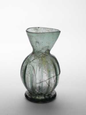 funnel-neck beaker - Museum Boijmans Van Beuningen